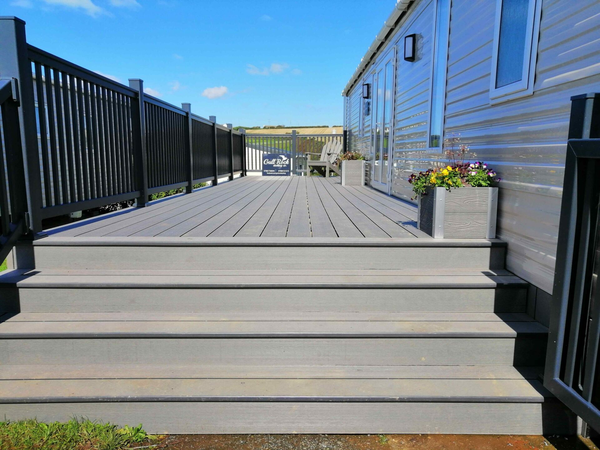 Choosing the best composite decking - GFD Lifestyle